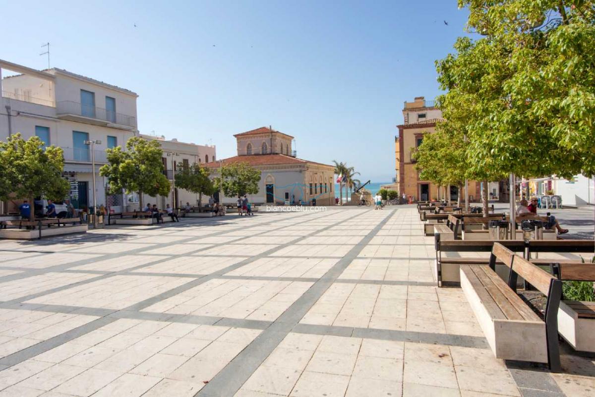 Marina di Ragusa | Best beaches, what to see and to do